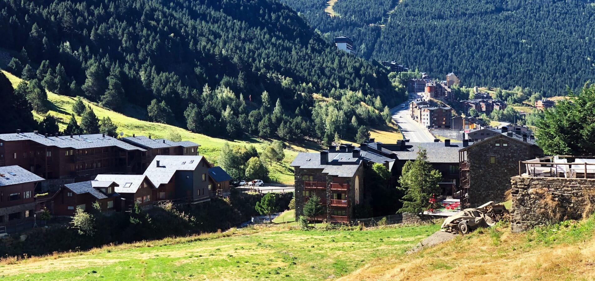 Kione Resorts: Holiday apartments in Acossebre and Andorra